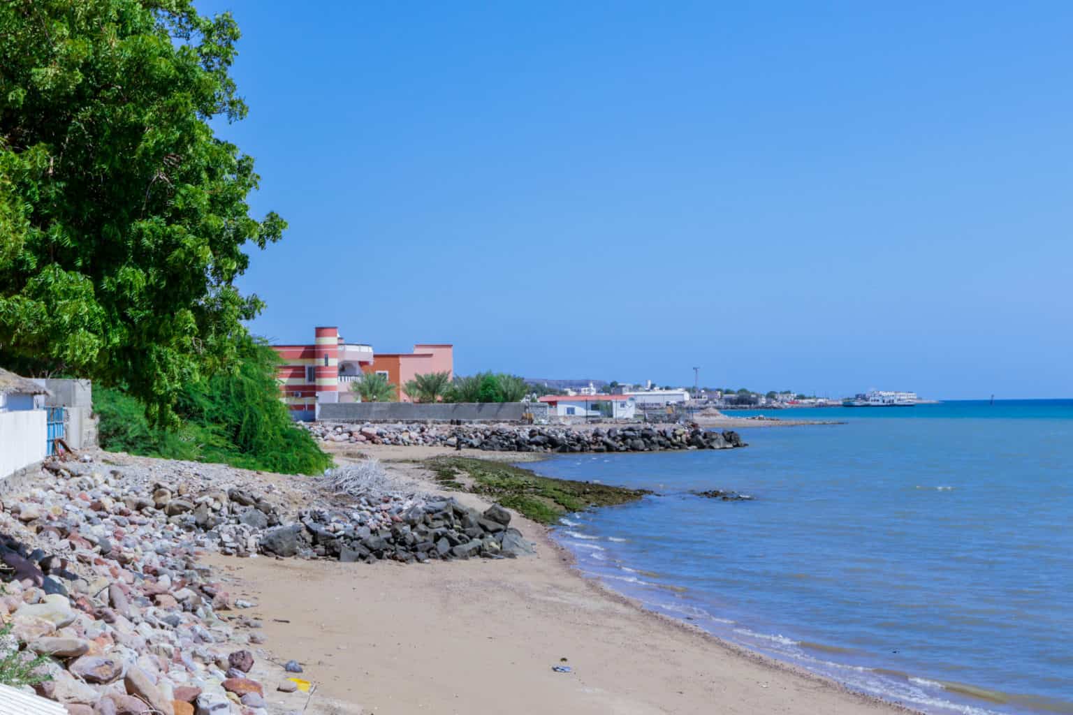 The best of Tadjoura walking tour – Opatrip