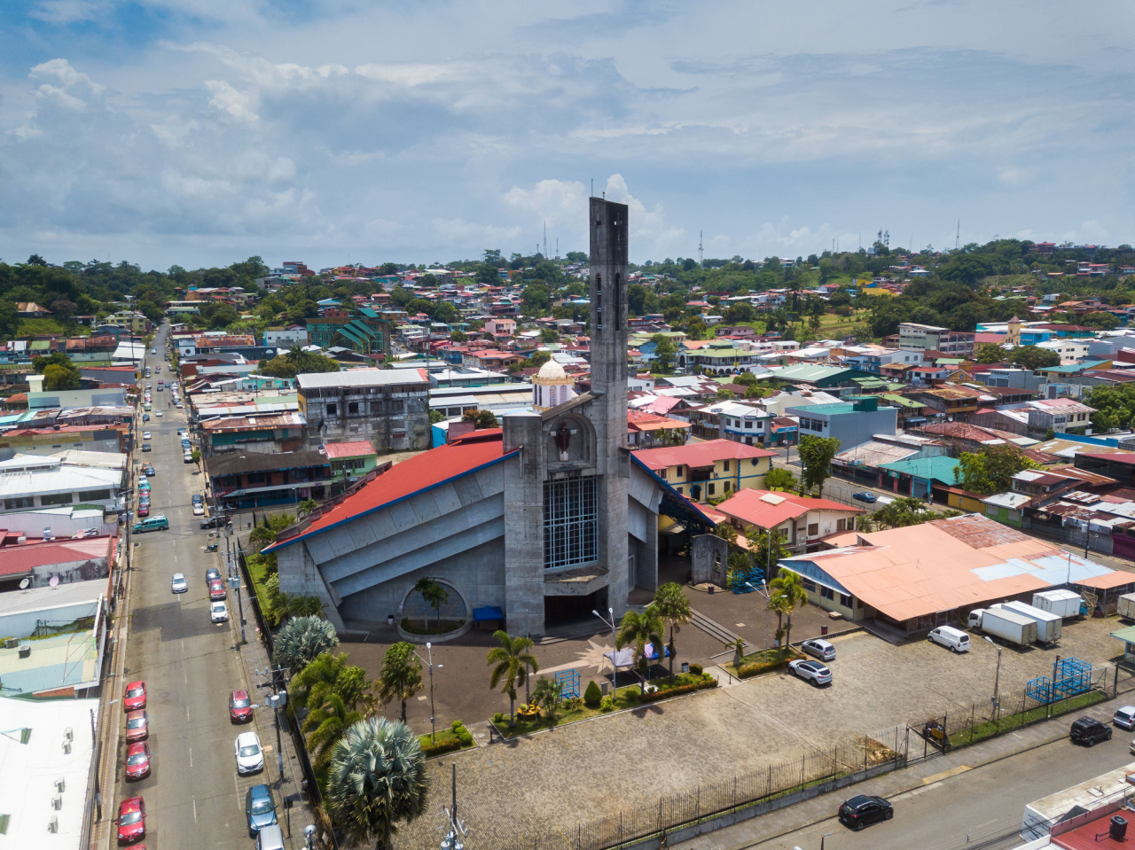 Family Joy in Puerto Limón Walking Tour – Opatrip