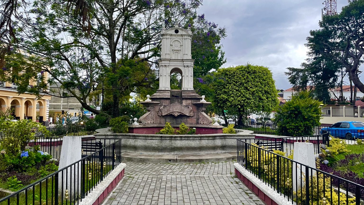 Family walking tour in Cobán – Opatrip