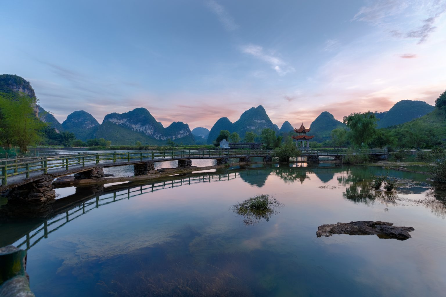 Family walking tour in Guilin – Opatrip
